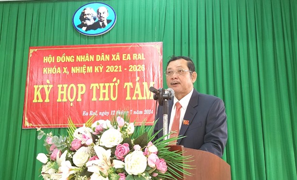 Kỳ họp lần thứ VIII, HĐND xã Ea Răl khóa X nhiệm kỳ 2021 – 2026